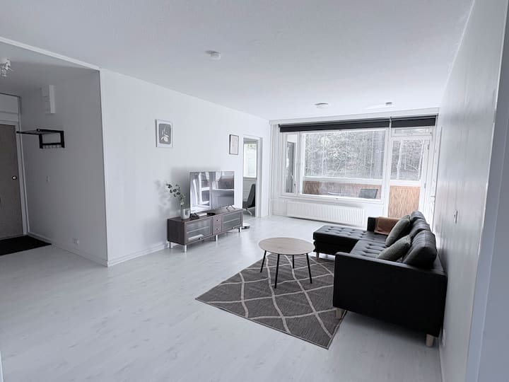 Modern 3 Bedroom Stay With Sauna And Balcony - Helsinki