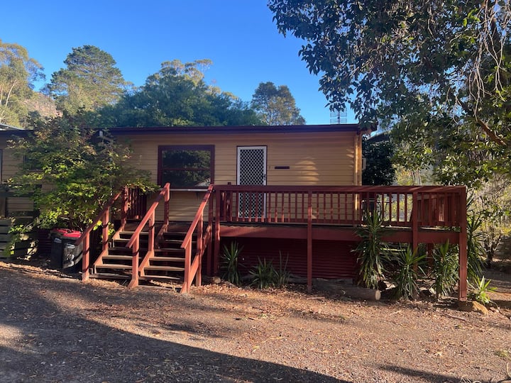 Froggy's Quarters Cabin 7 - Platypus - Halls Gap