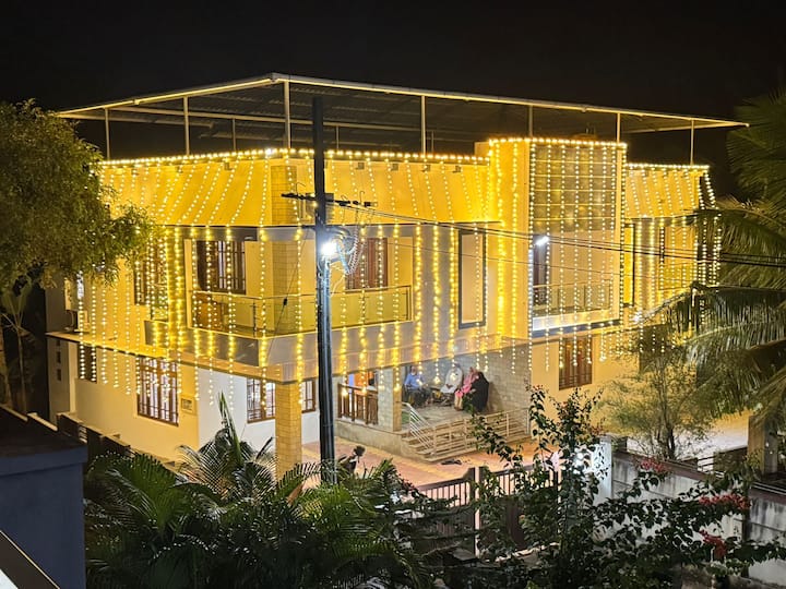 Bk Homestay With Spacious 05 Roooms - Udupi