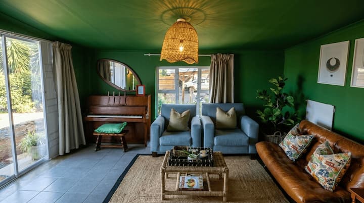 Designer 1-bedroom Retreat | Howick - Howick