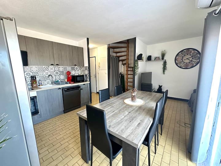 Appartement T3 Climatisé à Deux Pas De La Plage Et - Valras-Plage