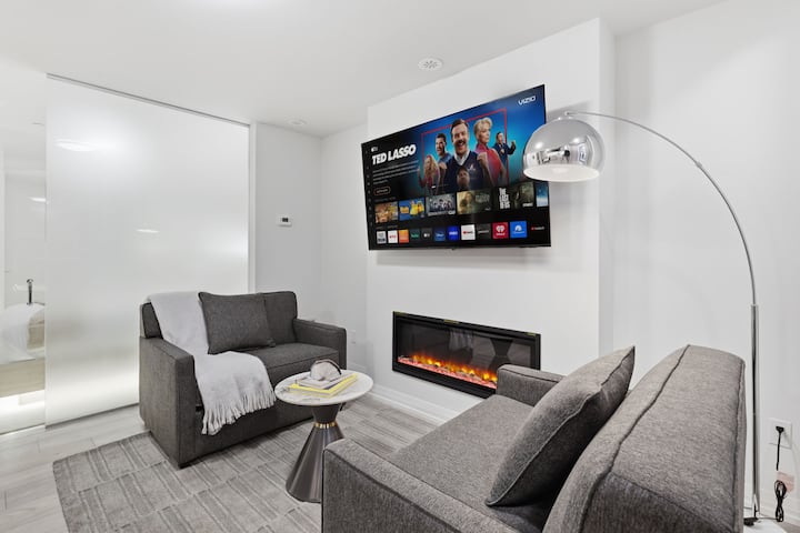 1br Lower Boutique Suite • Sleeps 4 • Wifi+parking - Toronto