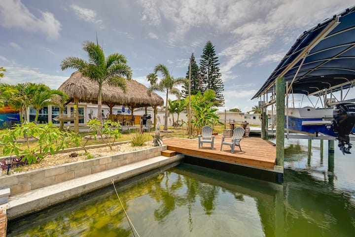 Canal-front Oasis In Hudson: Patio + Private Dock! - Hudson, FL