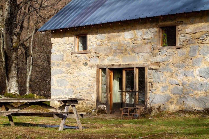 Chambre Dans Cabane De Berger, Gite & Table D'hôte - Aulus-les-Bains