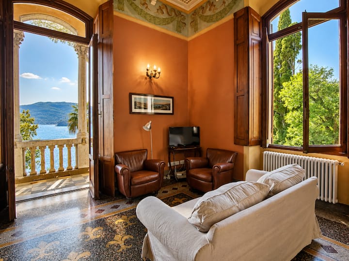 Xenia - 3 Rooms Apt At Villa Edoardo - Rapallo