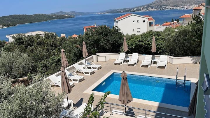 Sea View Apartment Amaris A With Pool & Balcony - Okrug Gornji