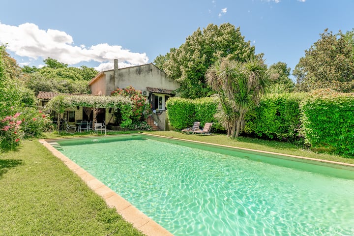 Gîte À Uzès, Au Bord De L'eau - Uzès