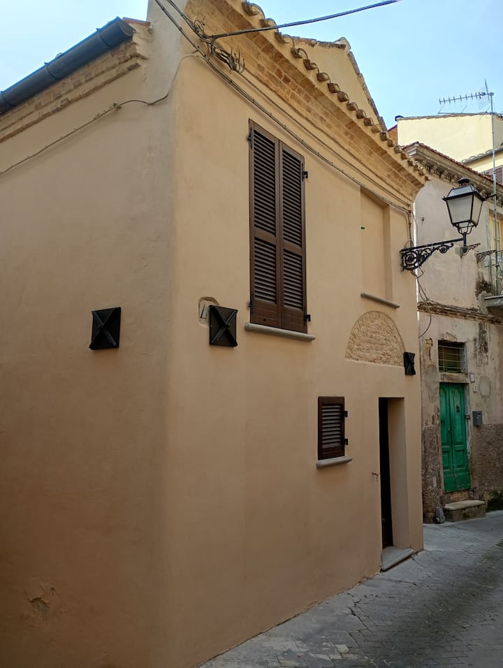 Nel Cuore Del Borgo - Pineto