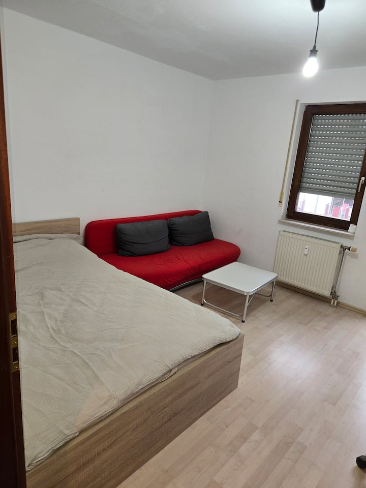 Schöne Wohnung, Balkon Küche Und Bad. - Heidelberg