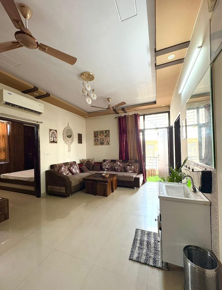 Entire 3 Bhk Flat - Jaipur
