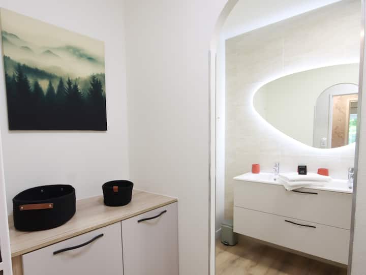 Suite T4 Rennes, Idéal Familles & Entreprises - Bruz