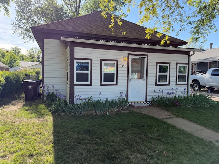 W-cross Townhouse - Marquette, KS