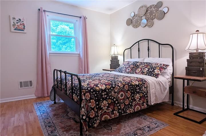 Private Retreat Near Atlanta - Snellville, GA