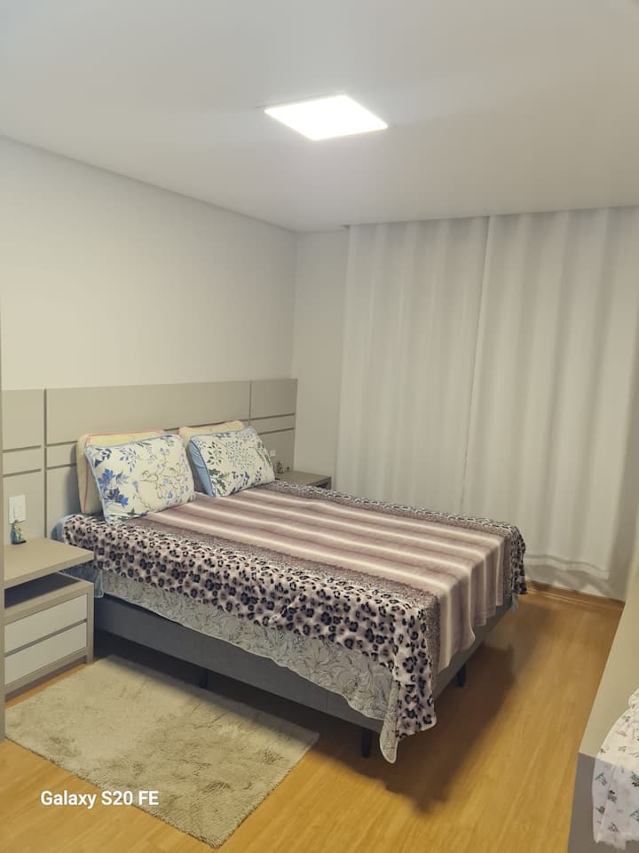 Apartamento Localizado No Centro Histórico - Garibaldi