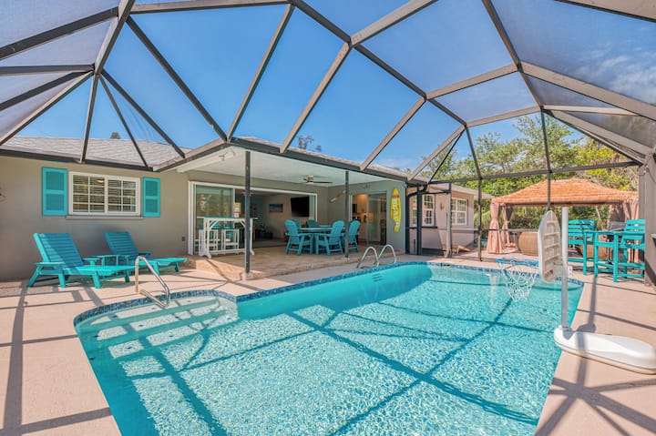 3 Bedroom Renovated Pool Home Near Beach/village - Siesta Key, FL