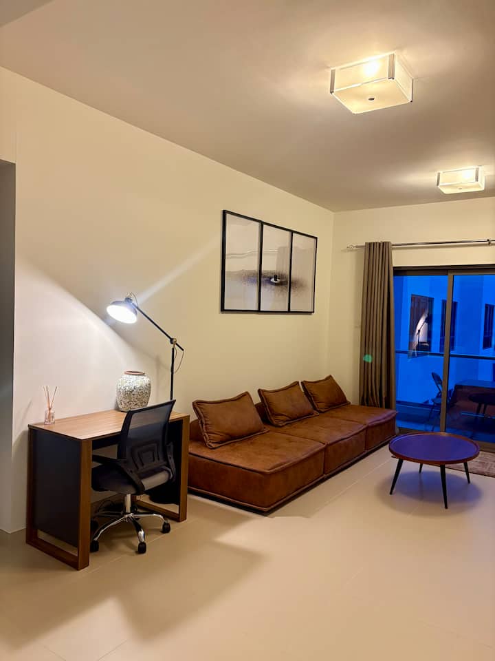 Luxury Apartment With Stunning Pool View - Muscat