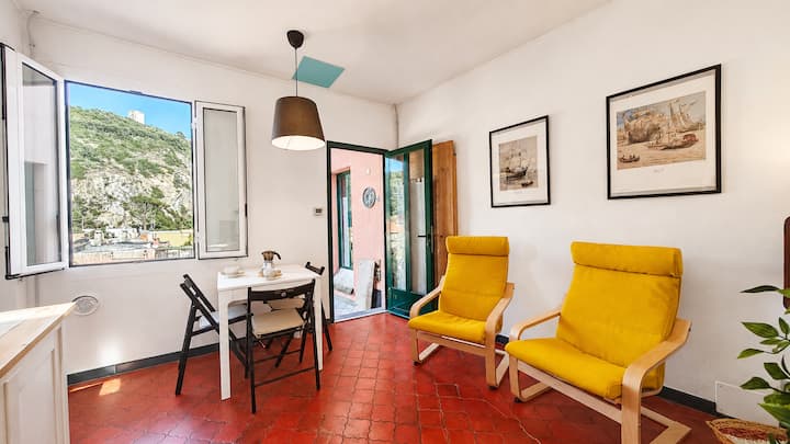 Hostdomus - La Piazzetta Sul Mare - Noli