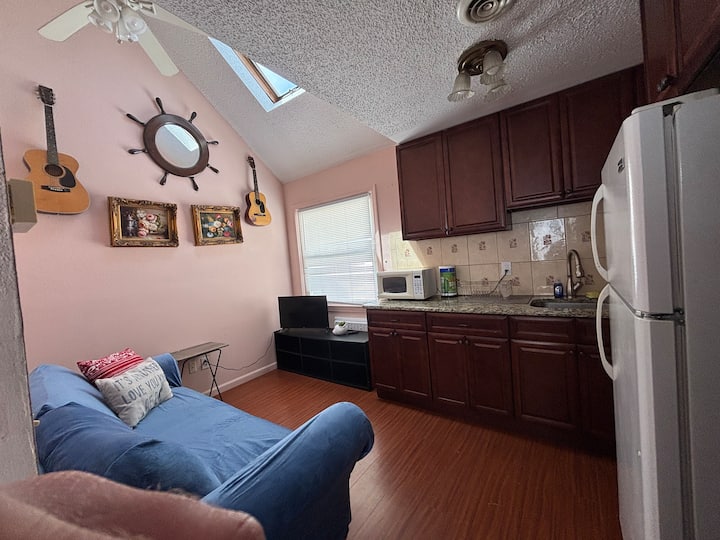 Adorable 1 Bed 2 Bath - Seaside Heights, NJ