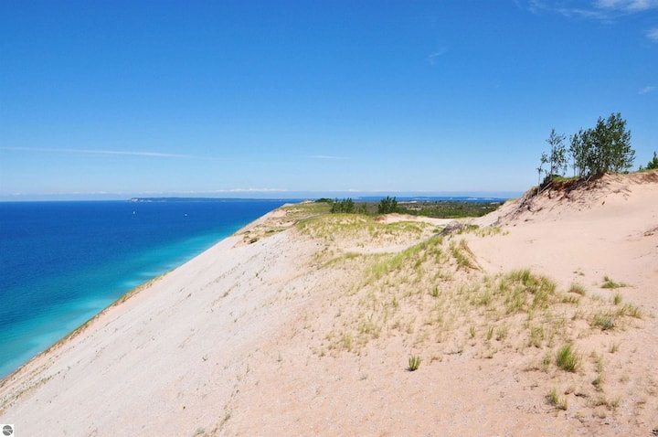 Hawk's Nest 47 At The Homestead Resort - Glen Arbor, MI