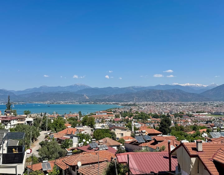 Deniz Ve ŞEhir Manzaralı Daire 3 (ÇAtı Katı) - Fethiye