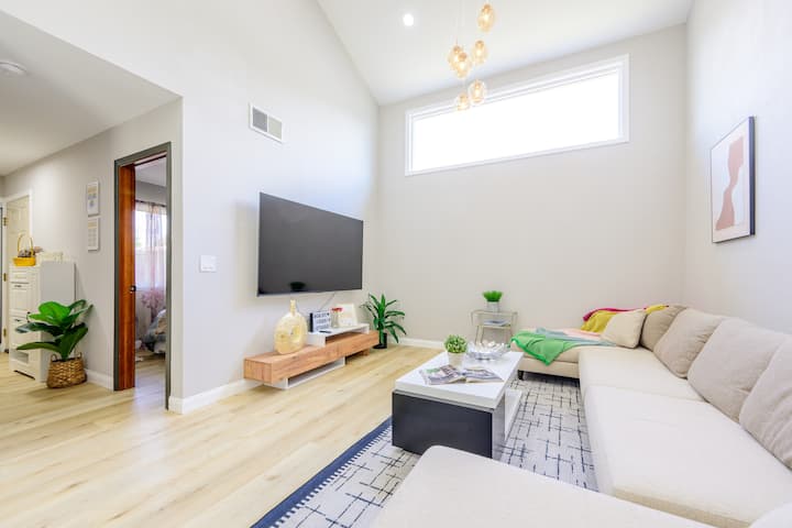 Bright Contemporary 3br Home | Bbq & 2-car Parking - Fremont, CA