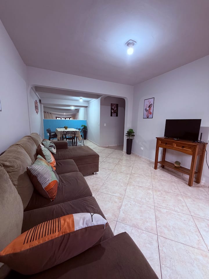 Casa Para 8 Pessoas Central E Aconchegante - Foz do Iguaçu
