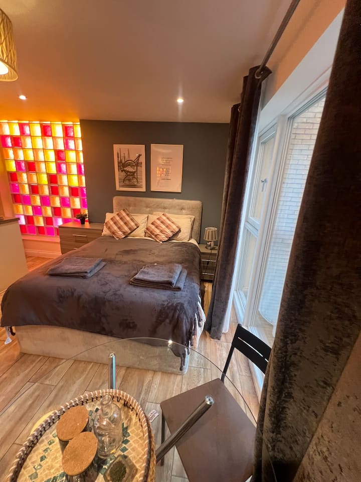 The Oak Studio Sleep 3 - Cambridge