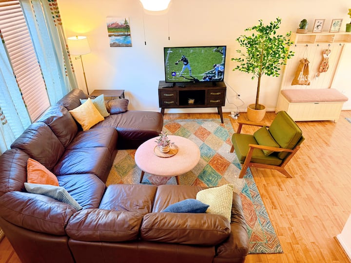 Modern Townhome – 5 Miles To Uk & Downtown - Lexington, KY
