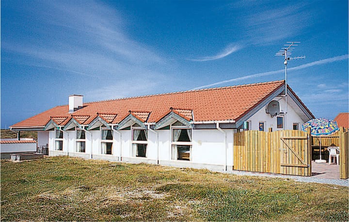 Cozy Home In Thisted With Sauna - Klitmøller