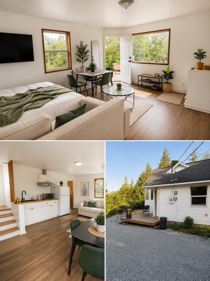Luna Blanca Lookout Airbnb; Beautiful! - Sooke