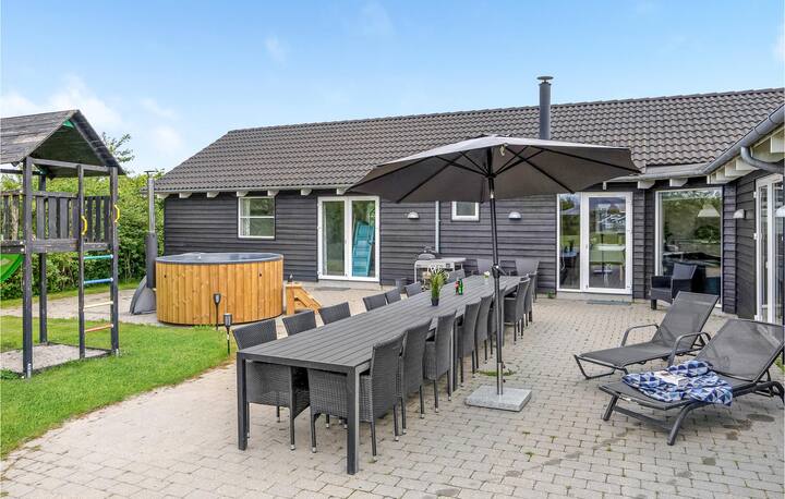 Nice Home In Sydals With Sauna - Sønderborg
