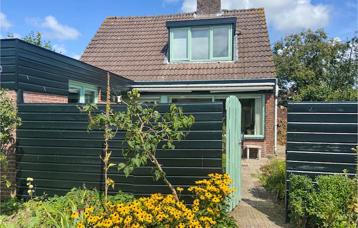 Beach Front Home In Noordwijkerhout With Wifi - Lisse