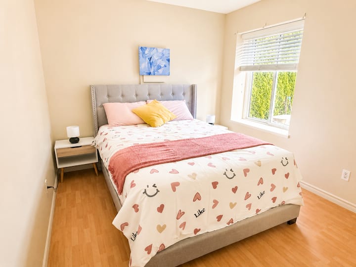 Family-friendly 3br Retreat Near White Rock Beach - White Rock, Britanya Kolumbiyası