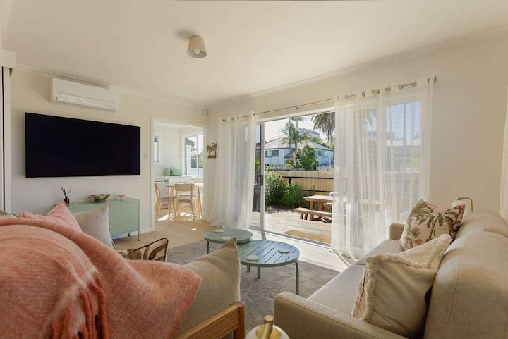The Sun Deck Spa & Downtown By Five Star Focused - Mount Maunganui