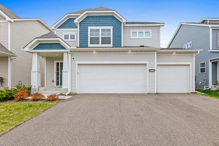 Newer 3br Rogers Home - Sleeps 8,5 Beds And Wi-fi - Hanover, MN
