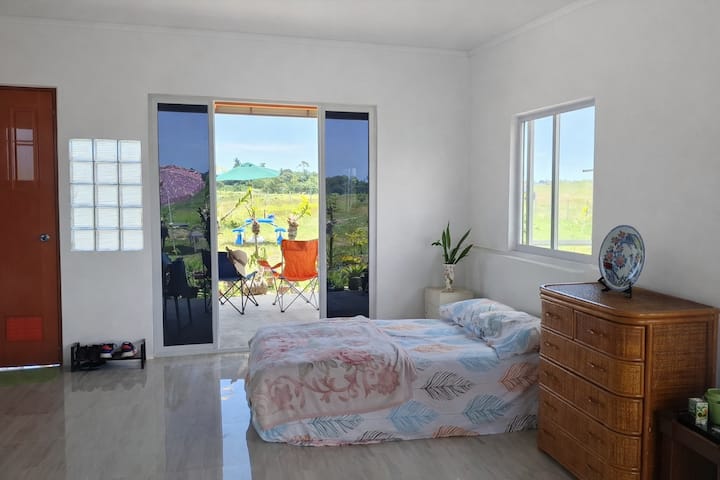 Mountain Breeze - Escape To Nature - San Remigio