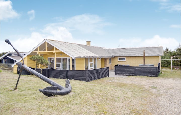 Beach Front Home In Hvide Sande With Sauna - Hvide Sande
