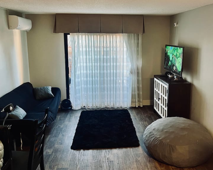 Phil’s Hotel - San Diego, CA