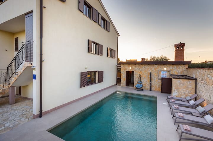 "Villa Miromar" Nearby Pula - Crovillas - Pula