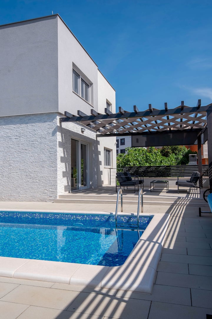 "Villa Lumaka Sun" Nearby Sibenik - Crovillas - Brodarica