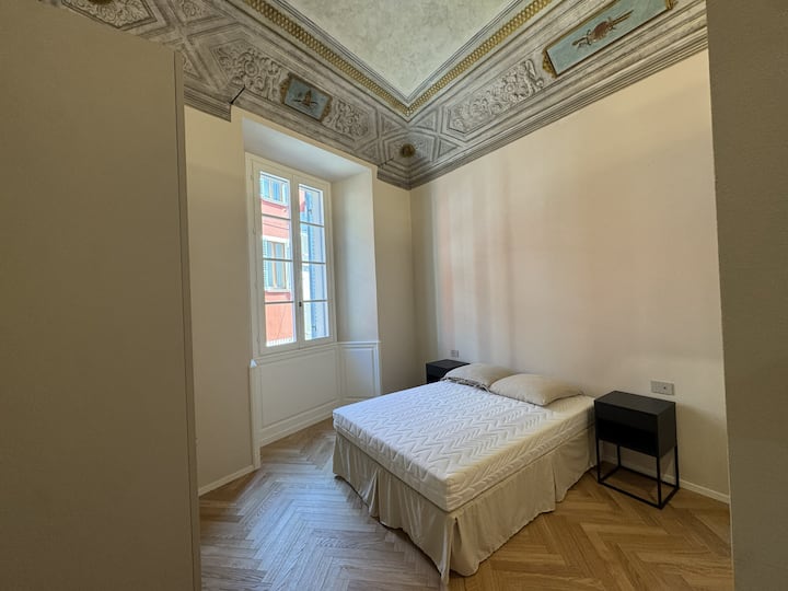 Appartamento In Palazzo D’epoca - Plaisance