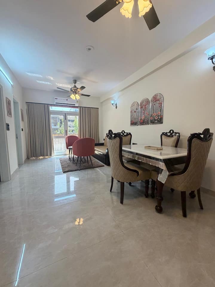 Modern 1bhk Apartment In South Delhi - New Delhi