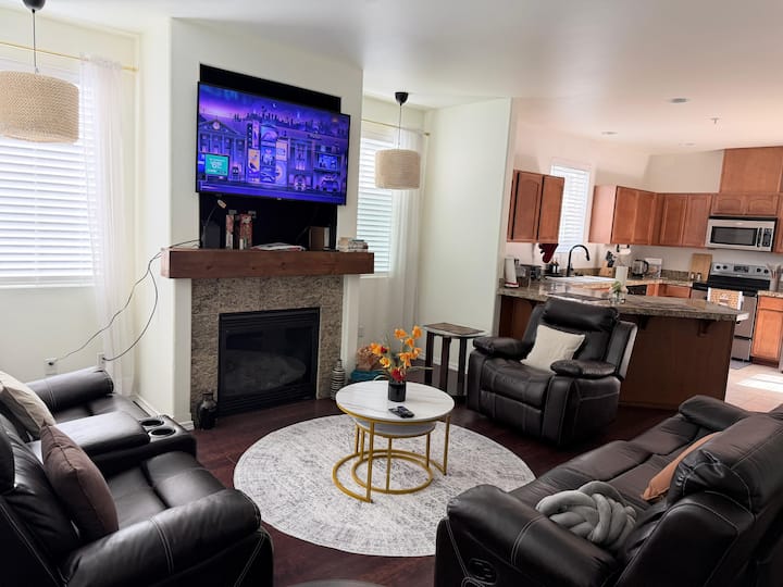 Comfortable Jblm Stay | Close To Base Access - Anderson Island, WA