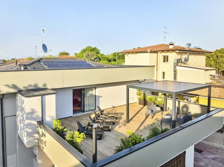 Garda Lake Nidesti Suite Apartment - With Solarium - Sirmione
