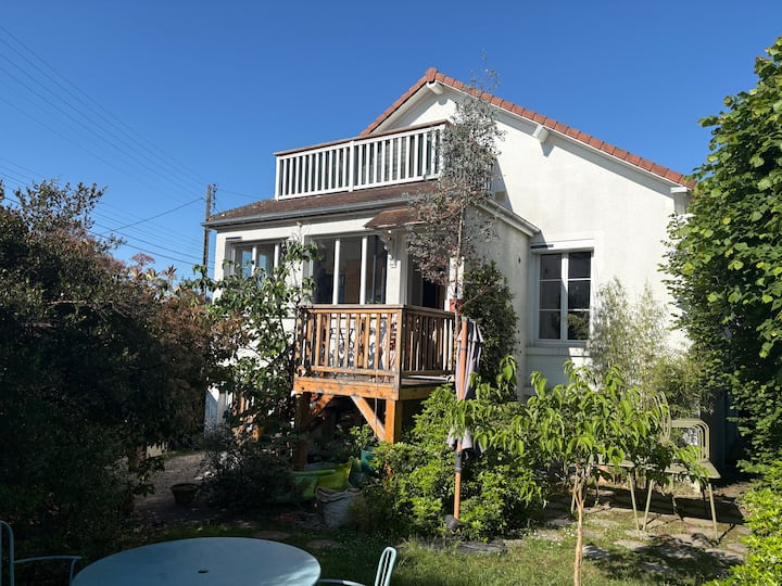 Maison Pour Famille 4 Chambres - Senlis