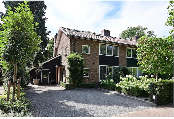 Comfortable House With Delicious Garden In Village - Naarden