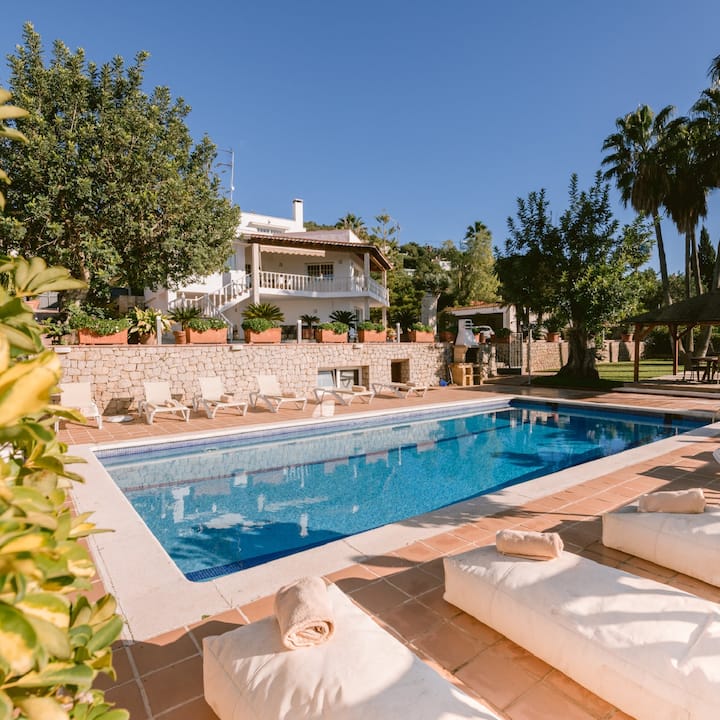 Elegant 6-bedroom Villa-sea Views Near Ibiza Town - Ibiza