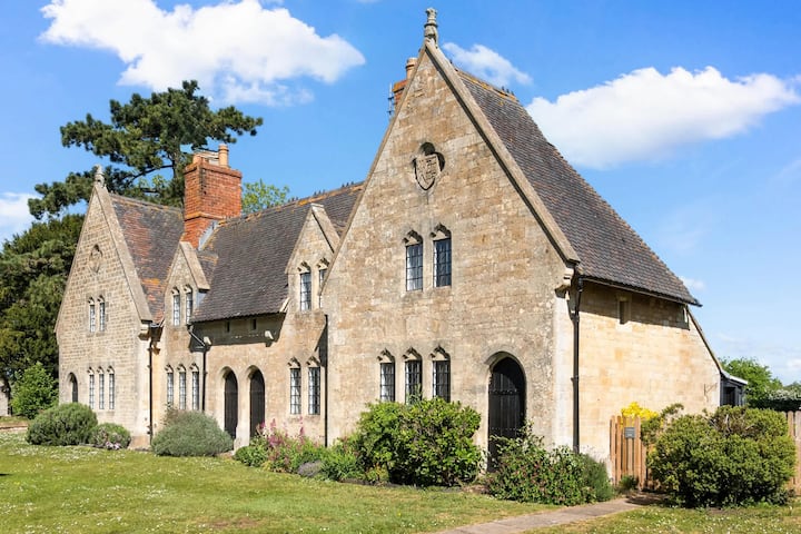 Alms House East, Grade Ii Listed, Garden & Patio - Tewkesbury
