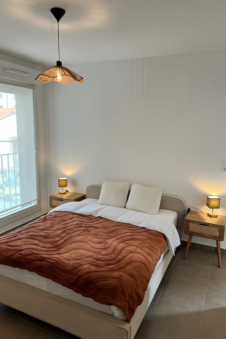 Appartement T2 - à 100m Des Remparts - Avignon
