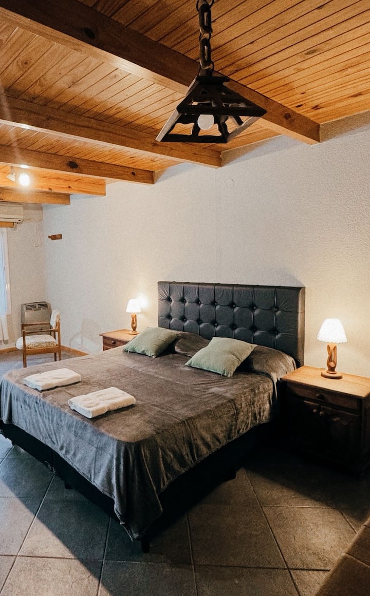 Apart Para 3 Personas Con Quincho Y Jardín Privado - Villa Carlos Paz